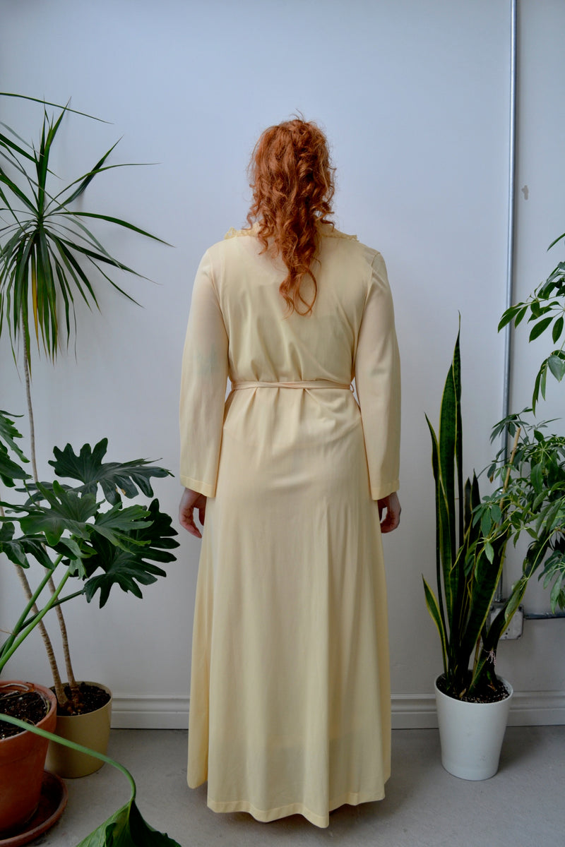 Butter Yellow Dressing Gown – Community Thrift and Vintage