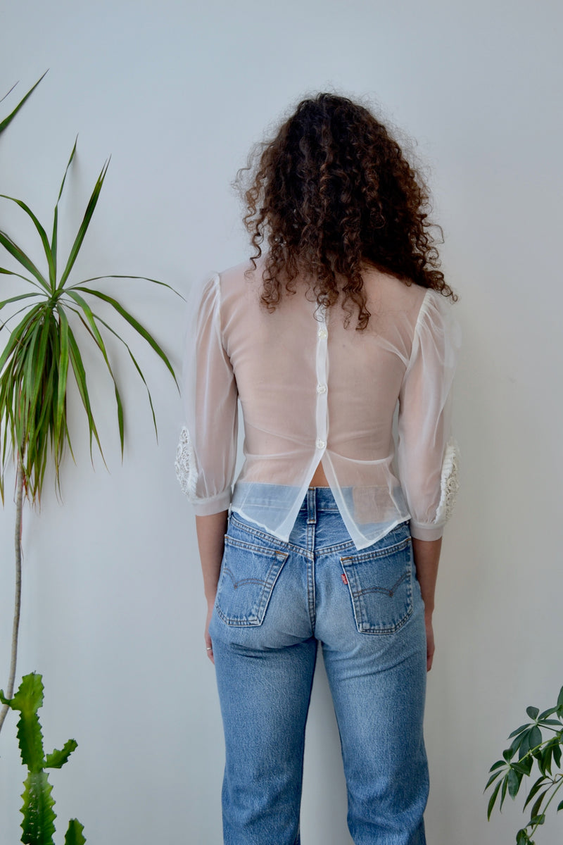 Vanity Collar Nylon Blouse – Community Thrift and Vintage