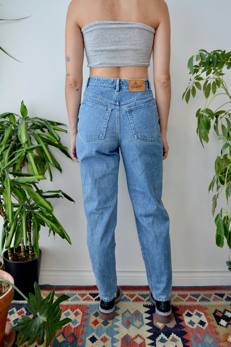 True Mom Jeans – Community Thrift and Vintage